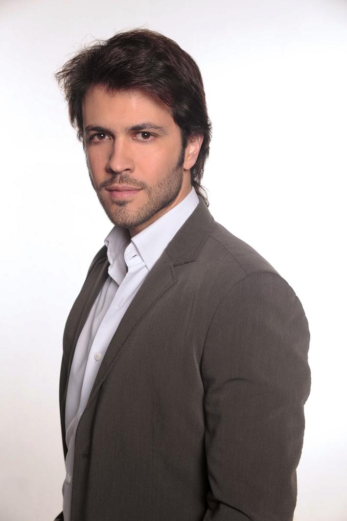 Juan Manuel Mendoza con dos protagónicos